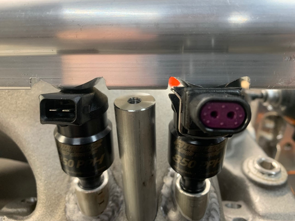 MAD CUSTOM -10 HIGH FLOW FUEL RAILS (PAIR) – MAD Racing Parts